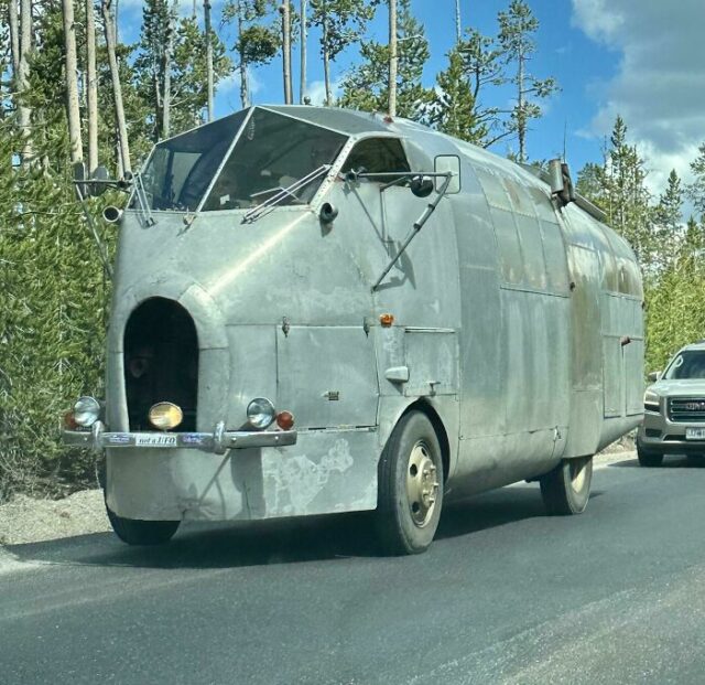 25 Funny Car Mod Fails That Quickly Became Roadside Jokes | DeMilked