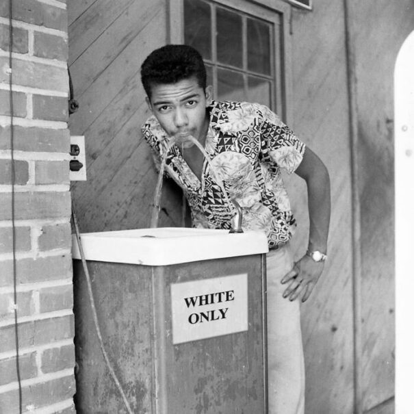 25 Historical Photos That Capture Moments Lost In Time | DeMilked