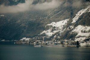 25 Unique Cultural Practices That May Surprise Non-Locals | DeMilked