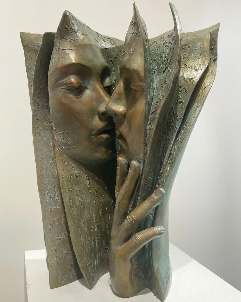Paola Grizi’s Paper Book Sculptures Might Leave You Speechless (20 Pics ...