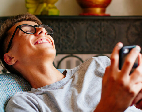 25 of The Most Inappropriate Things People Have Done To Get Attention ...