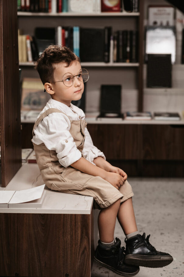 25 Of The Wildest Workplace Stories, According To People | DeMilked