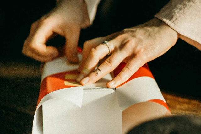 25 Side Hustles That Are Perfectly Safe For Females, According To Women ...