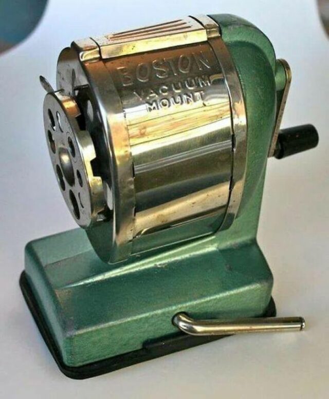 35 Common Things We Used In School Which May Be Considered Vintage Now ...