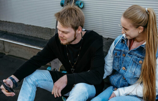 25 People Reflect On The Reason For Them To Not Speak To Their Former ...