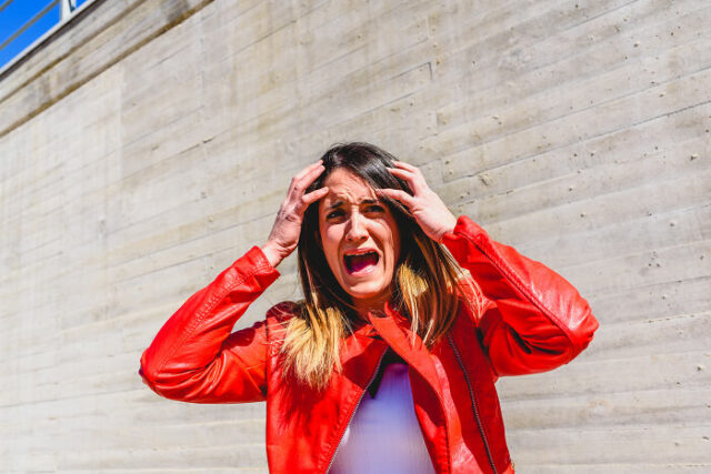 25 Disgusting Acts People Have Been Spotted Committing In Public | DeMilked