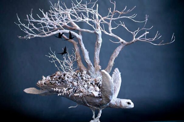 28 Exquisite Animal Sculptures That Look Straight Out Of A Fairytale ...