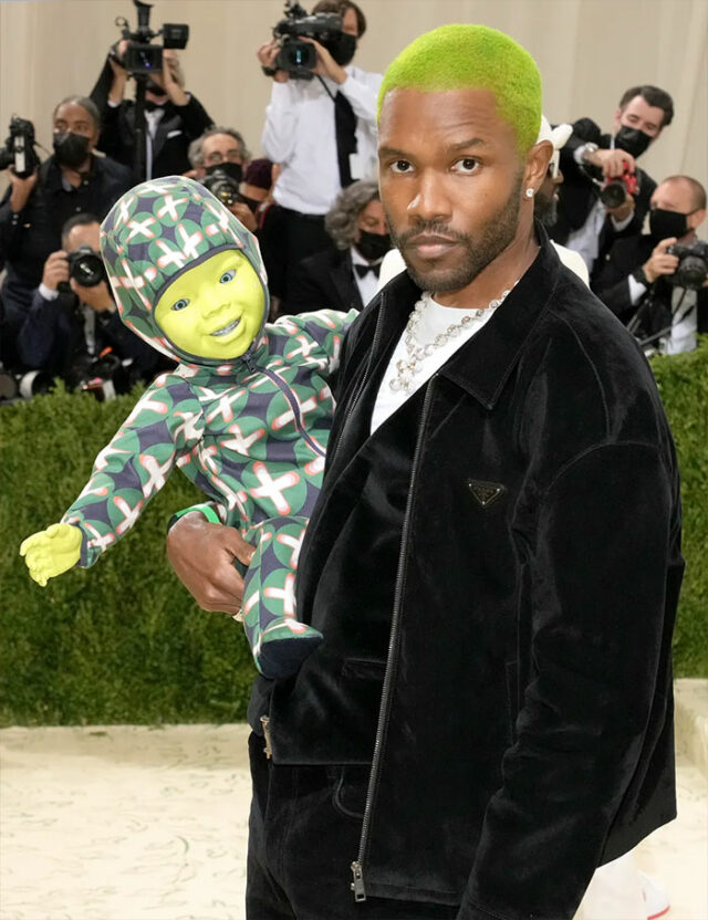 25 Of The Most Ridiculously Bizarre Met Gala Fashion Designs | DeMilked