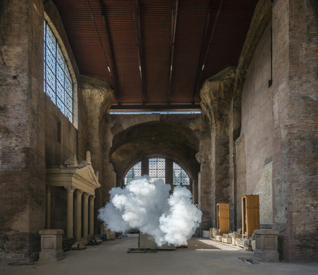 Dutch Artist Creates Real Clouds Inside Rooms That Last Only Seconds ...