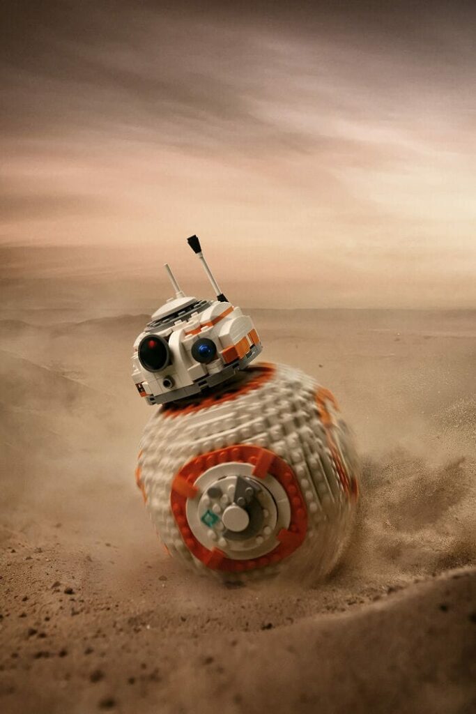 Alexander Gusev Recreates Hollywood-Worthy Scenes From LEGO | DeMilked