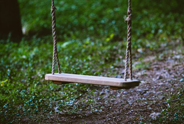 25 Distressing Events Witnessed As Children That Only Made Sense As An ...