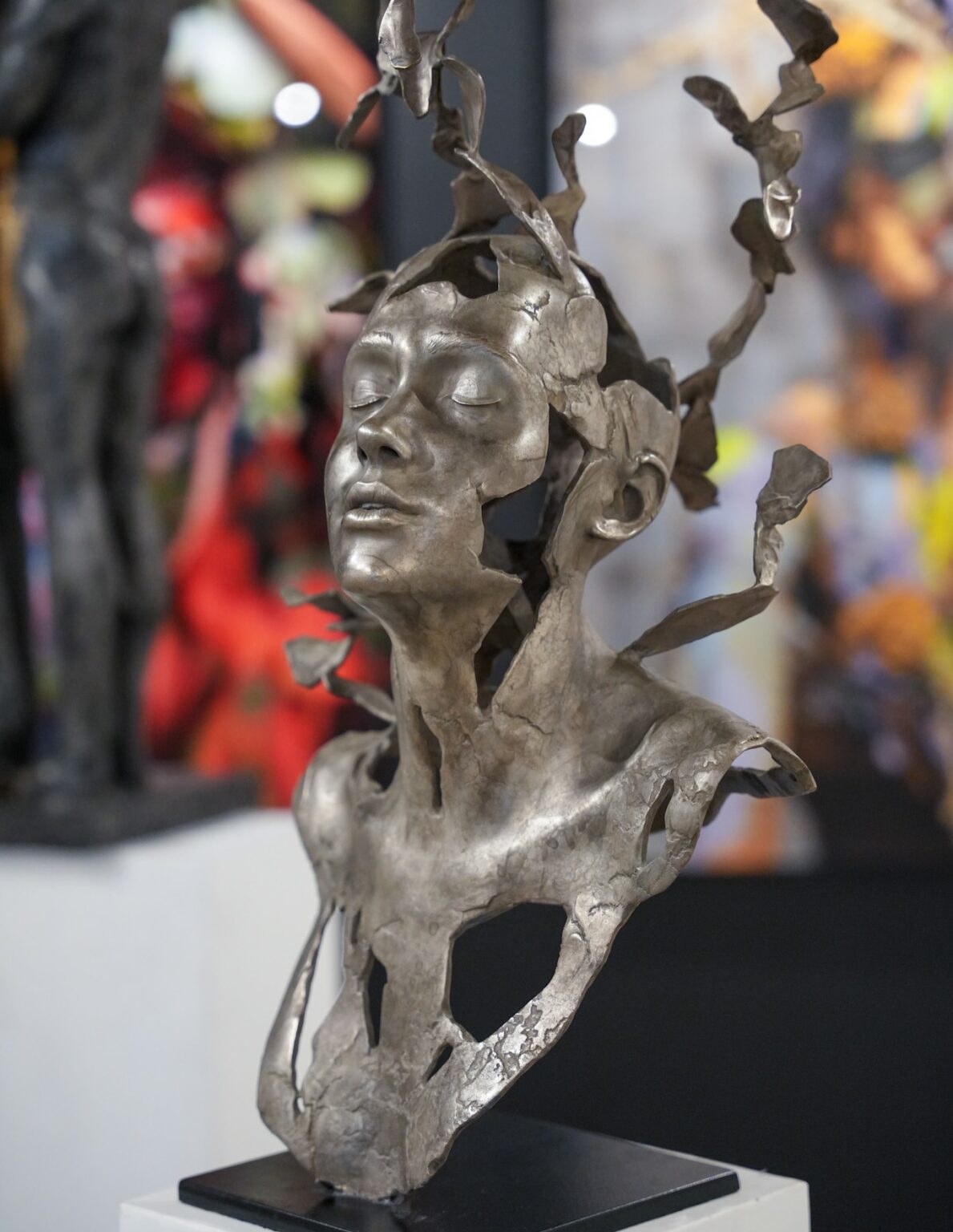 Cracks That Speak: Artist James Cook Turns Fragmentation Into Beauty ...