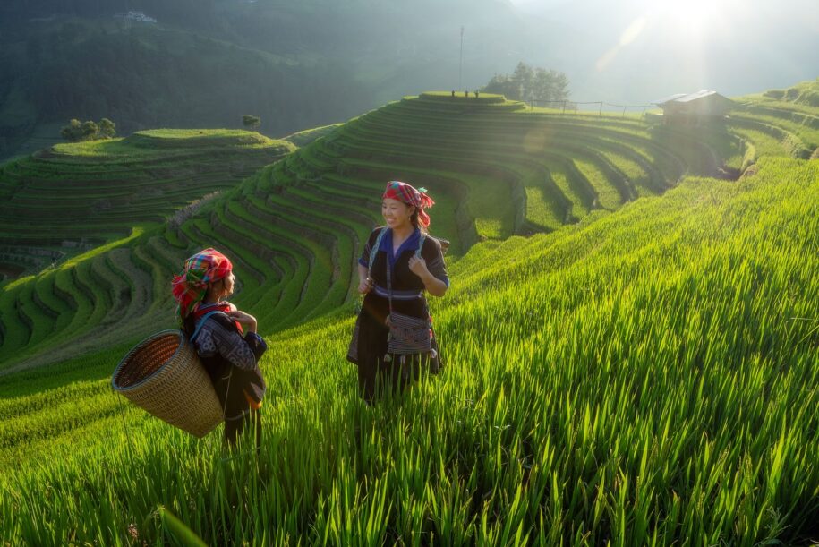 20 Incredible Shots By Zay Yar Lin That Reveal Asia’s Heart And Spirit ...