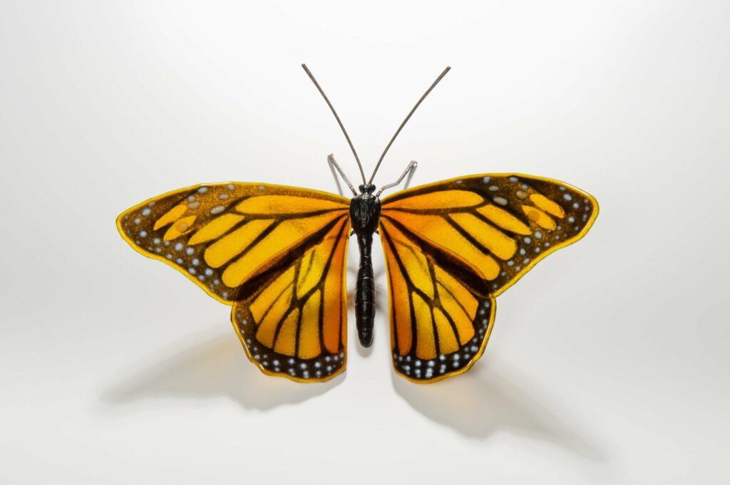 20 Elegant Glass Butterflies And Orchids By Laura Hart That Pay Tribute ...