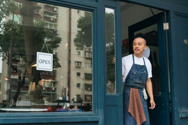 25 Restaurant Workers Reveal The Most Awkward Dates They Have Witnessed ...