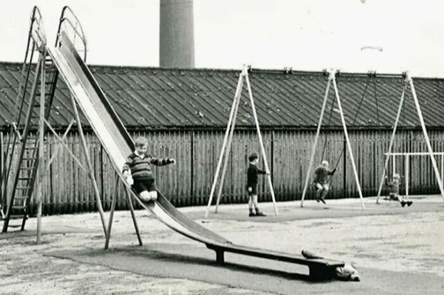 25 Old Playgrounds That Make Us Wonder How Babies Back Then Even ...