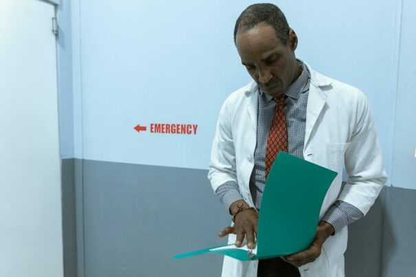 25 Obvious Lies From Delusional Patients Health Professionals Have Been ...