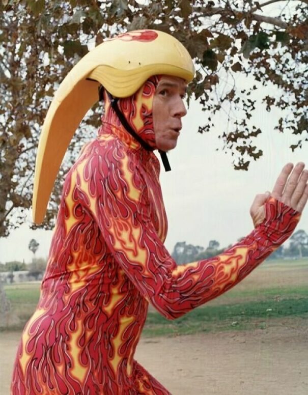 25 Of The Worst Uniform Designs Spotted In Public | DeMilked