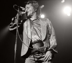 25 Of The Worst Concerts People Have Been To | DeMilked