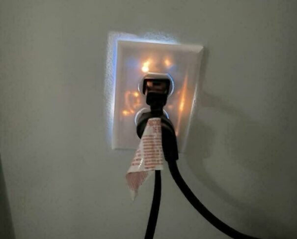 35 Painful Tech Fails That Hurt To Look At | DeMilked