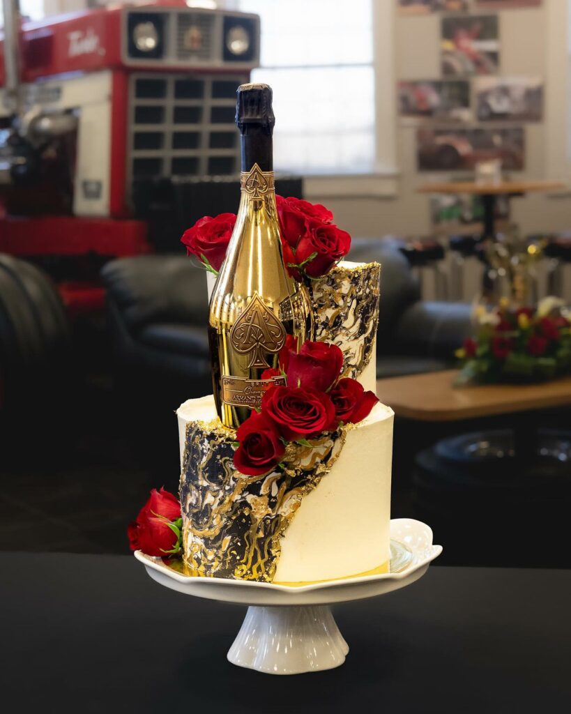 20 Stunning Cakes By Corrine Morrison That Look Too Pretty To Cut ...