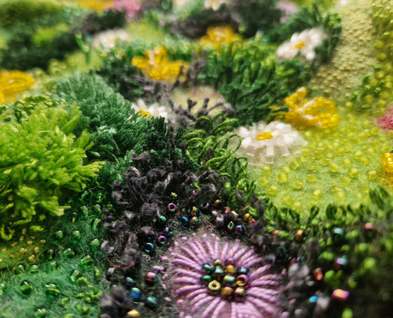 20 Textile Artworks By Hélène Lamarche That Turn Wool, Beads & Pearls ...