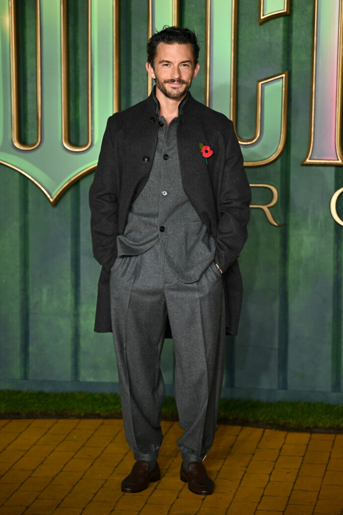 The Best And Worst Looks Worn By The Wicked Cast At The London Premiere ...