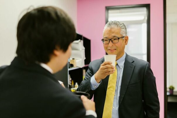 25 People Reveal The Wildest Things They Witnessed At The Office ...
